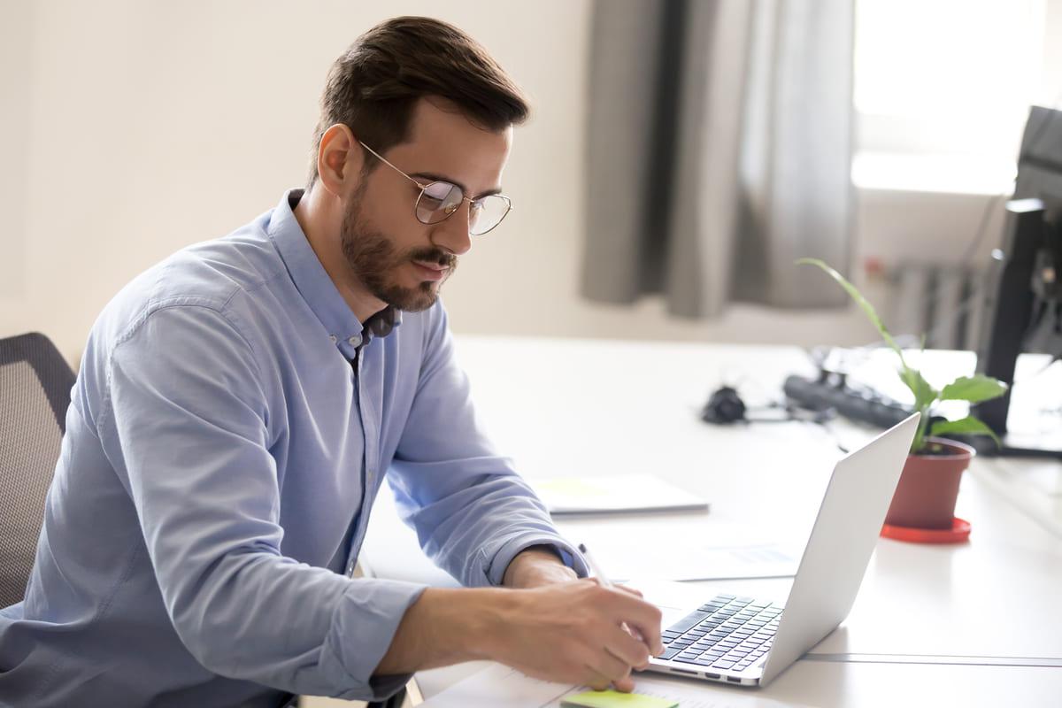 How to Become a Successful Trader: 10 Clues - R Blog - RoboForex